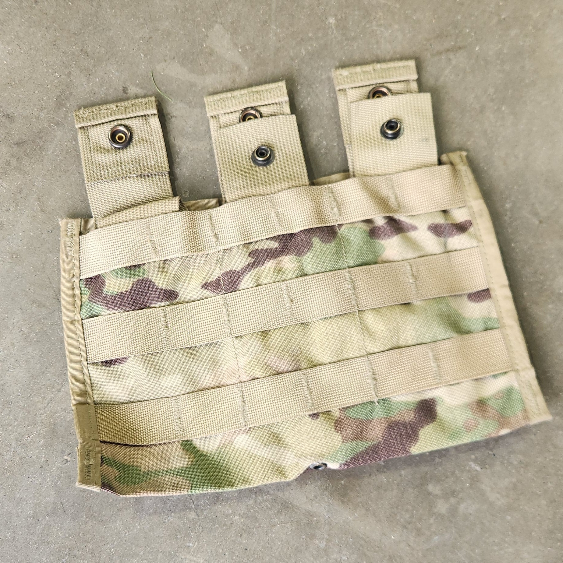 US Military Surplus MOLLE-ii Triple Magazine Pouch Shingles - Multiple ...